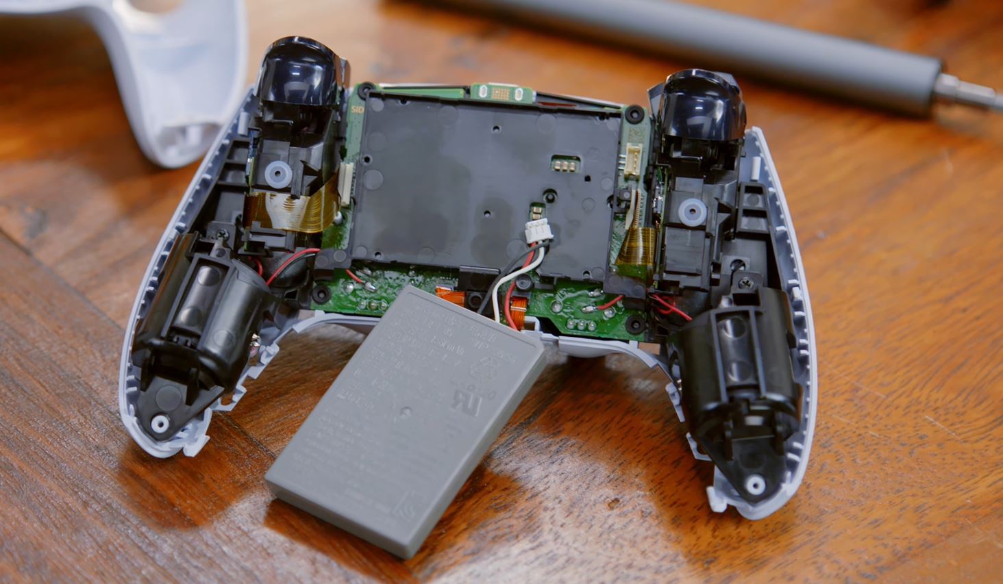 PS5 DualSense Taken Apart In Teardown Reveals It Won t Work With PS4