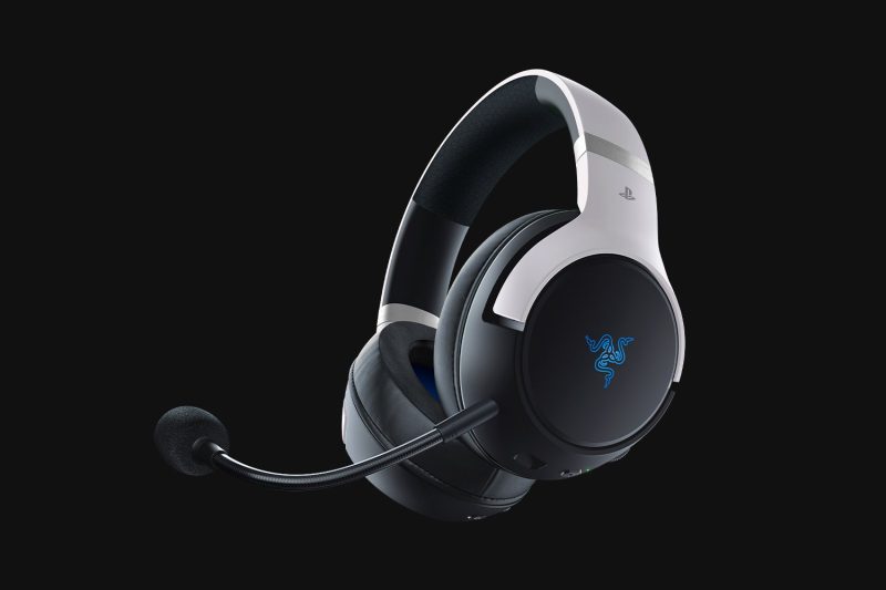 Razer Kaira Pro Hyperspeed Wireless Ps5 Headphones Review Taking Your